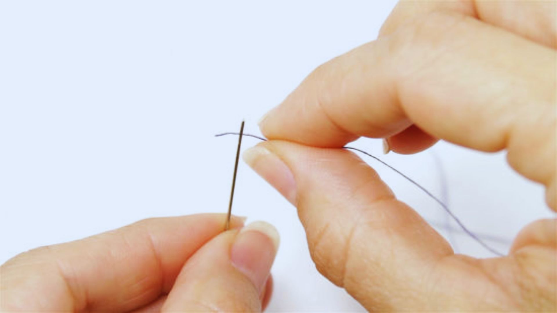 How to Thread a Needle with a Needle Threader Tutorial - TheMasterCraft