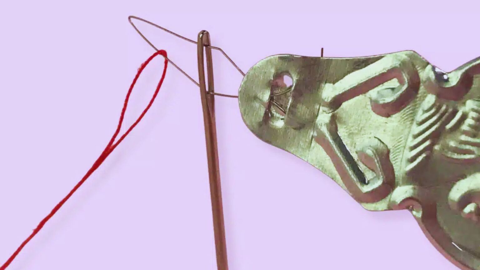 How to Thread a Needle with a Needle Threader Tutorial - TheMasterCraft